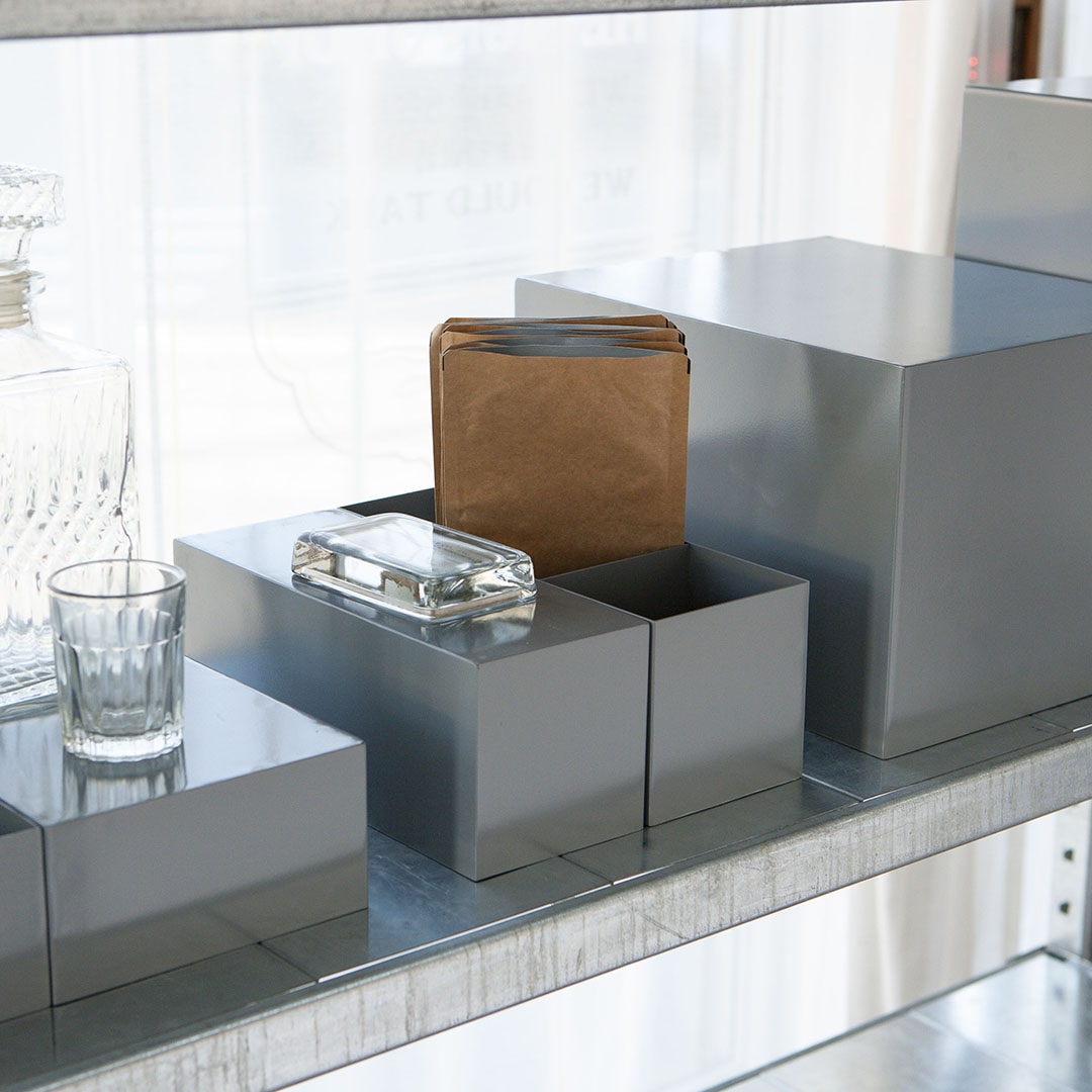 DULTON ONLINE SHOP | METAL BOX WITH 3 DIVISIONS GRAY(3 DIVISIONS): ハウスウェア