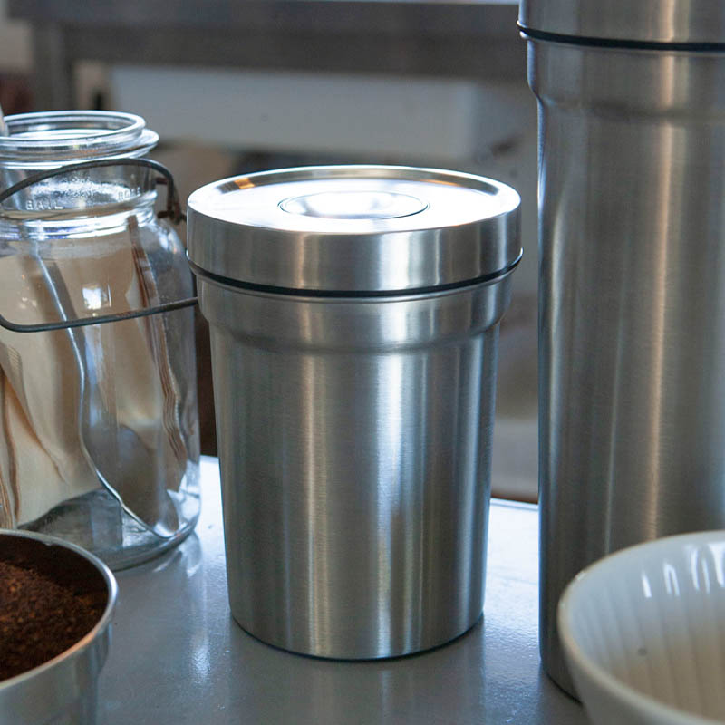 DULTON ONLINE SHOP | STAINLESS JAR WITH PRESS LID M(M): キッチン/ダイニング